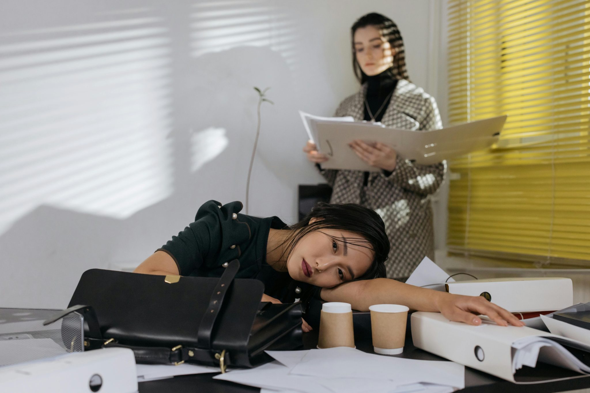 Why Micromanagement Hurts Productivity and How to Prevent It – The Mind Gem